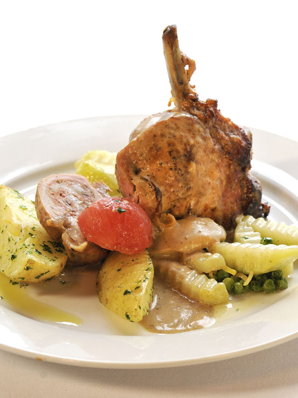 Zámecké telecí kotlety s kedlubnami a hráškem — Kluci v akci — Česká ...