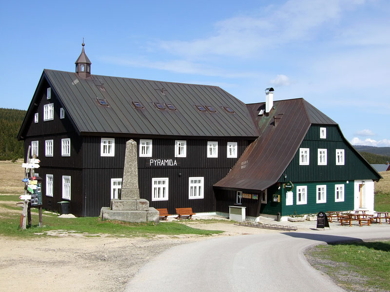 Na vrcholky hor s Vladimírem Čechem: Osada Jizerka — Česká televize